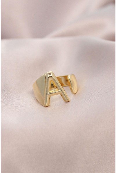 Clariss A Harfli Önden Ayarlanabilir Gold Metal Yüzük