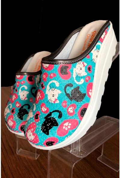 Çizgi Medikal Fit Cat Love Klasik Kadın Sabo Terlik Doktor Hemşire Hastane Terliği Çizgi Medikal Fit Cat Love Klasik Kadın Sabo Terlik Doktor Hemşire Hastane Terliği