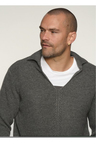 People By Fabrika Kazak