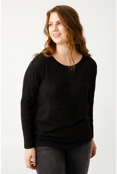 On Önü Kabartmalı Triko Kazak