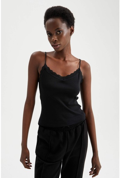 DeFacto Dantelli V Yaka Pamuklu Atlet S9981AZ22SP DeFacto Dantelli V Yaka Pamuklu Atlet S9981AZ22SP