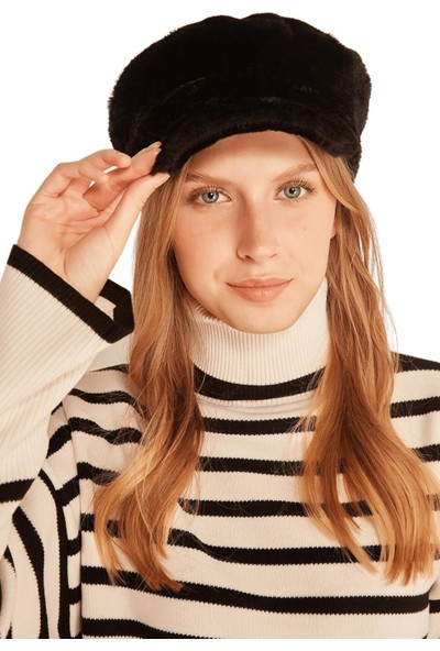 Butikburuc Kadın Siyah Peluş Kasket Şapka