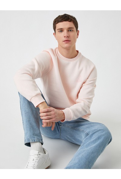 Koton Minimal İşlemeli Sweatshirt