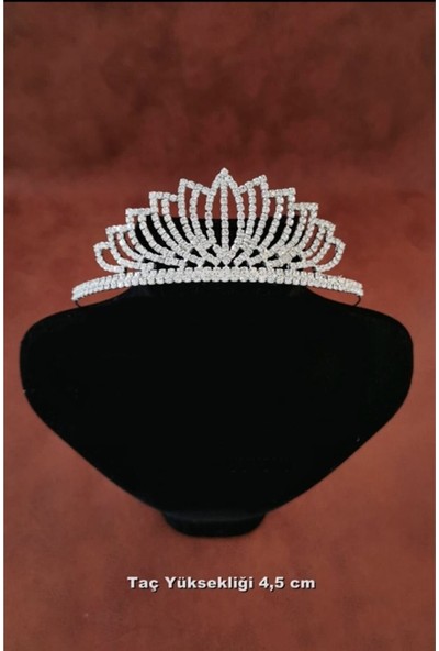 Simge Aksesuar Kristal Taşlı Taç