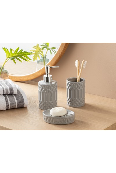 English Home Aida 3'lü Banyo Setı 7X7X17+7X7X10+11X8X3 cm Gri English Home Aida 3'lü Banyo Setı 7X7X17+7X7X10+11X8X3 cm Gri