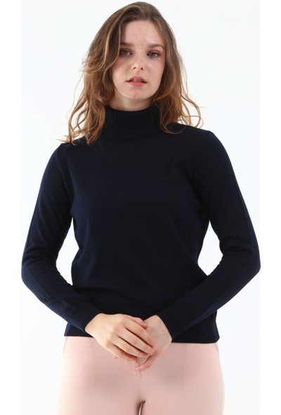 Solo Lüks Italyan Merino Yün Balıkçı Yaka Triko Kazak Solo Lüks Italyan Merino Yün Balıkçı Yaka Triko Kazak