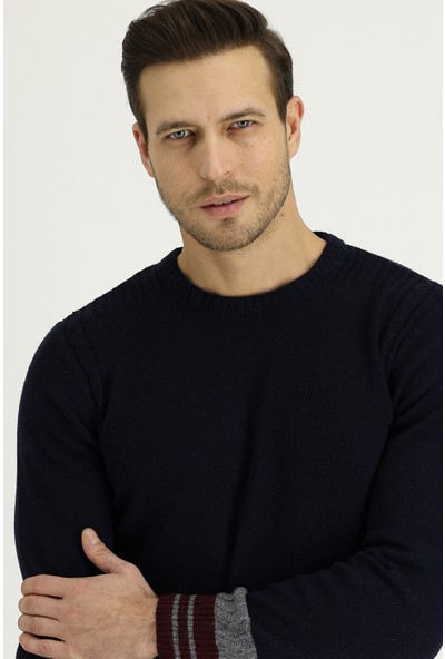 Kiğılı Bisiklet Yaka Regular Fit Yünlü Desenli Triko Kazak