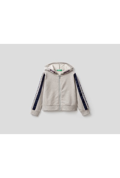 Benetton Renkli Şeritli Sweatshirt Benetton Renkli Şeritli Sweatshirt