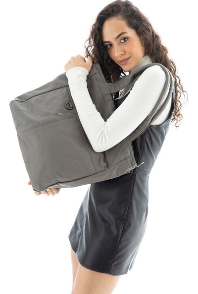 Matthew Cox Kadın Kol Çantası Matthew Cox Kadın Kol Çantası