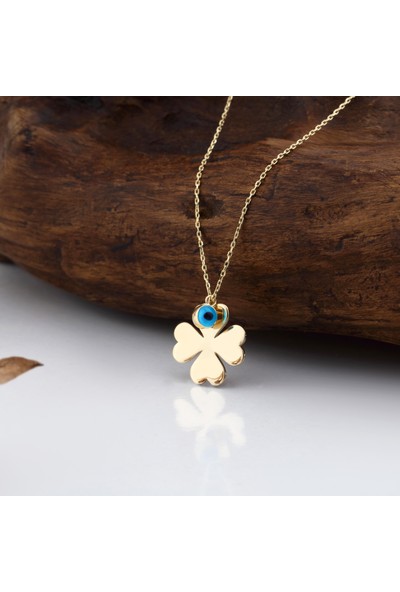 Akozy Jewelry 14 Ayar Altın '' Nazar Boncuklu Yonca '' Kolye Akozy Jewelry 14 Ayar Altın '' Nazar Boncuklu Yonca '' Kolye