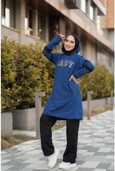 Burcu Tesettür Kangoru Cepli Eşofman Takımı TRN2010 Indigo Burcu Tesettür Kangoru Cepli Eşofman Takımı TRN2010 Indigo
