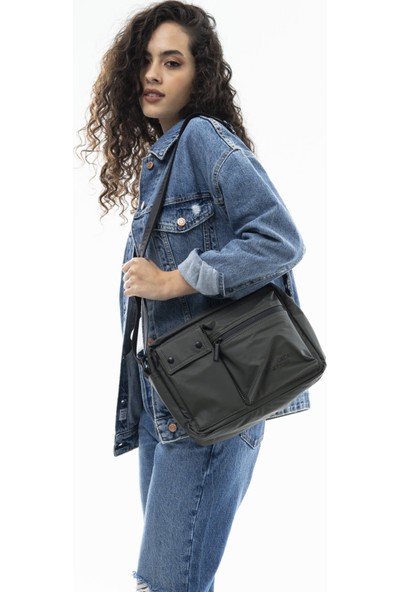 United Colors Of Benetton Benetton Kadın Çapraz Çanta Haki BNT540