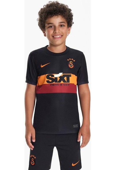 Galatasaray 2021-2022 Çocuk Forması Şortlu Takım Tozluk Hediyeli Galatasaray 2021-2022 Çocuk Forması Şortlu Takım Tozluk Hediyeli