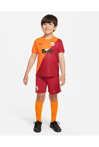 Galatasaray 2021*2022 Parçalı Çocuk Forması Şortlu Takım Tozluk Hediyeli Galatasaray 2021*2022 Parçalı Çocuk Forması Şortlu Takım Tozluk Hediyeli