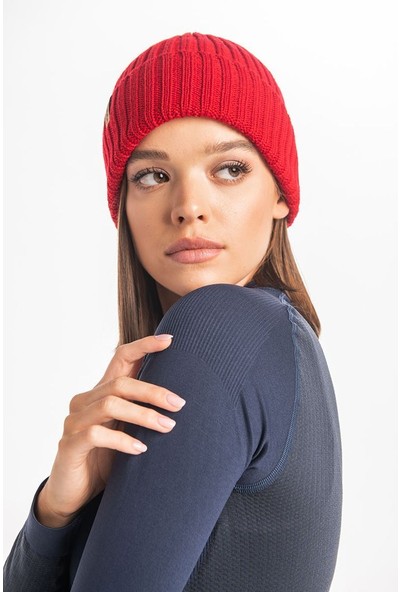 Güzeşte Kadın Kırmızı Naturel Soft Tarz Cool Basic El Örgüsü Bere Güzeşte Kadın Kırmızı Naturel Soft Tarz Cool Basic El Örgüsü Bere