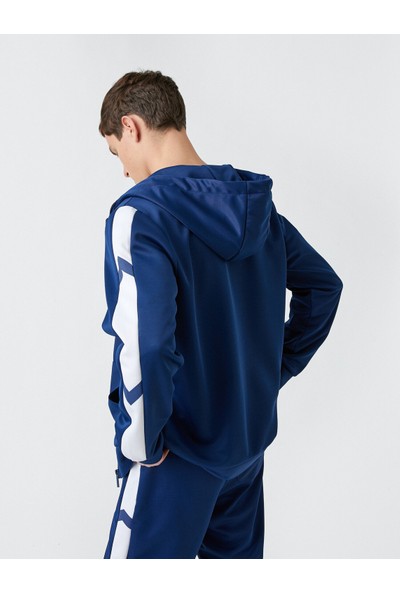 Koton Vintage Şeritli Kapşonlu Sweatshirt Koton Vintage Şeritli Kapşonlu Sweatshirt