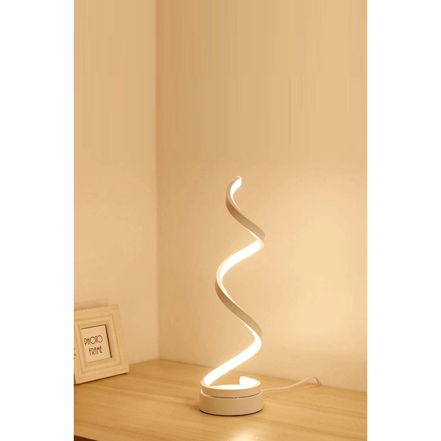 Ömür Avize Tina Modern Spiral Ledli Masa Lambası beyaz kasa Fiyatı