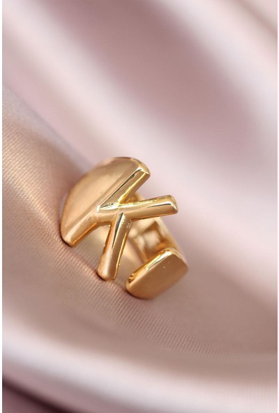 Moco K Harfli Altın Renk Ayarlamalı Metal Kadın Yüzük