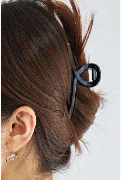 Kadın Siyah Lüx Incili Mandal Toka Saç Tokası Kadın Siyah Lüx Incili Mandal Toka Saç Tokası