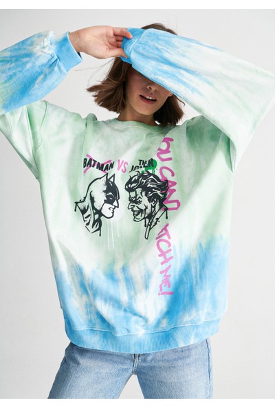 Mavi Kadın Batman Vs Joker Baskılı Batik Sweatshirt 1610284-71758 Mavi Kadın Batman Vs Joker Baskılı Batik Sweatshirt 1610284-71758