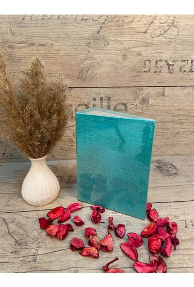 Stüdyo Mustafa 100LÜK 10 x 15 cm Fotoğraf Albümü Stüdyo Mustafa 100LÜK 10 x 15 cm Fotoğraf Albümü