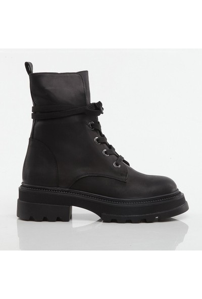 Hotiç Deri Siyah Kadın Düz Bot - 01BOH220800A100
