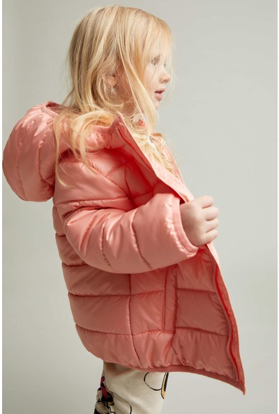 DeFacto Kız Bebek Regular Fit Kapüşonlu Şişme Mont W7170A222SP