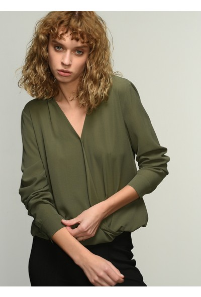 People By Fabrika Bluz, 42, Haki