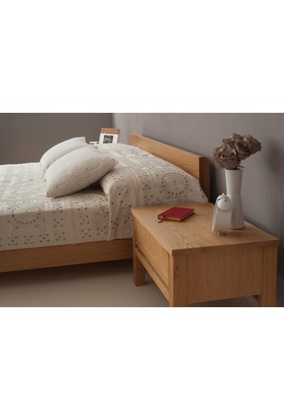 Fadymo Dwell Vernikli Masif Doğal Ahşap Tek ve Çift Kişilik Karyola Başlık Komidinsiz Fadymo Dwell Vernikli Masif Doğal Ahşap Tek ve Çift Kişilik Karyola Başlık Komidinsiz