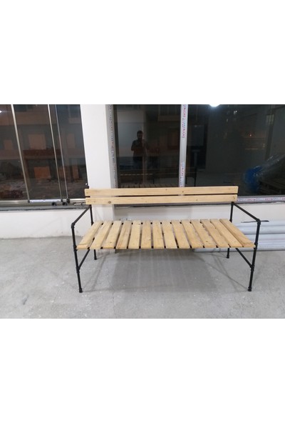 Maken Dekoratif Oturacak