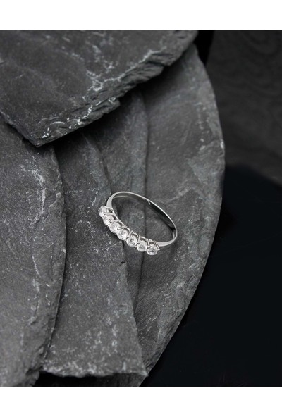 Else Silver Pırlanta Modeli Yedi Taş Gümüş Yüzük
