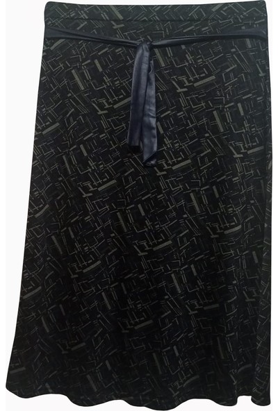 Mustafa Koçak Tekstil Zara Kuşaklı Siyah Zemin Üzerine Lacivert Rengi Karışık Ekose Desenli Lastikli Etek Mustafa Koçak Tekstil Zara Kuşaklı Siyah Zemin Üzerine Lacivert Rengi Karışık Ekose Desenli Lastikli Etek