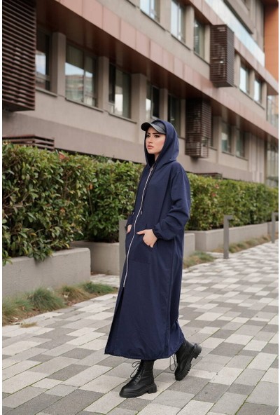 Burcu Tesettür Cep Detayli Kapşonlu Uzun Kap BTC5018 Laci Burcu Tesettür Cep Detayli Kapşonlu Uzun Kap BTC5018 Laci