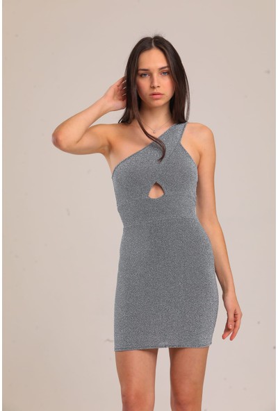 Bakış Butik Kadın Abiye Likralı ve Simli Kumaş Bakış Butik Kadın Abiye Likralı ve Simli Kumaş