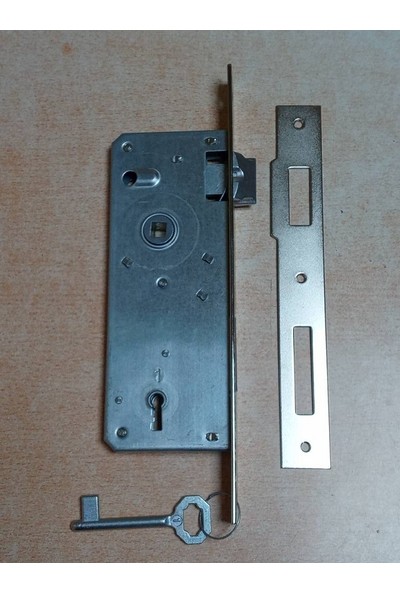 Drl Kale 151 Oda Kapısı Kilit- Ince Tip -Genelde Eski Kapılar Için Drl Kale 151 Oda Kapısı Kilit- Ince Tip -Genelde Eski Kapılar Için