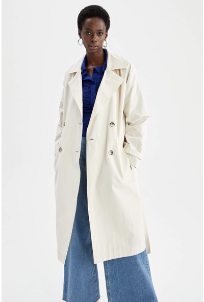 DeFacto Regular Fit Cepli Kuşak Detaylı Su İtici Trençkot V3713AZ22SP DeFacto Regular Fit Cepli Kuşak Detaylı Su İtici Trençkot V3713AZ22SP