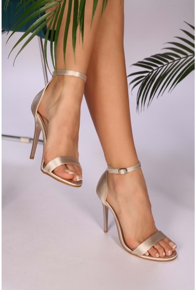 Shoeberry Kadin Ten Saten Tek Bantli Topuklu Ayakkabi