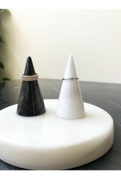 Modest Concept Doğal Mermer Yüzük Standı Modest Concept Doğal Mermer Yüzük Standı