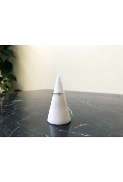 Calacatta Oliva Doğal Mermer Yüzük Standı Calacatta Oliva Doğal Mermer Yüzük Standı