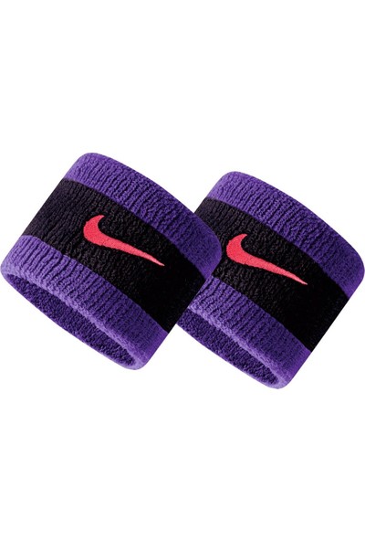 Nike Swoosh Wristbands 2li Havlu El Bilekliği Mor Siyah N.000.1565.043.OS Nike Swoosh Wristbands 2li Havlu El Bilekliği Mor Siyah N.000.1565.043.OS