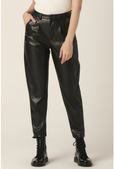 LINE Kadın Siyah Renk Önü Pileli Yüksek Bel Içi Kadife Deri Pantolon