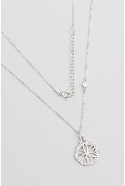 So CHIC 18 Ayar Beyaz Altın Kaplama Gümüş Yaşam Çiçeği 45 cm Kolye So CHIC 18 Ayar Beyaz Altın Kaplama Gümüş Yaşam Çiçeği 45 cm Kolye