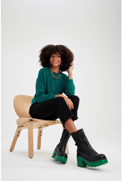 DeFacto Kadın Suni Deri Chelsea Topuklu Bot X4154AZ21WN DeFacto Kadın Suni Deri Chelsea Topuklu Bot X4154AZ21WN