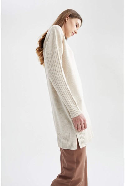 DeFacto Regular Fit Yarım Balıkçı Yaka Triko Tunik X0171AZ22SP