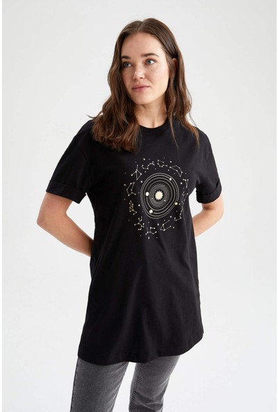 DeFacto Regular Fit Bisiklet Yaka Baskılı Kısa Kollu Pamuklu Tunik Tişört X0366AZ22SP