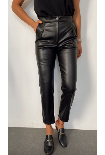 By Moda İnci Şardonlu Deri Pantolon By Moda İnci Şardonlu Deri Pantolon