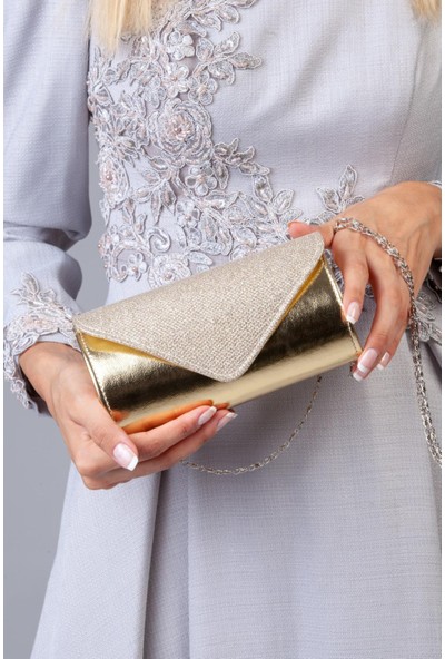 Defnella Kadın Simli Abiye Portföy & Clutch El Çantası 19X11 cm Defnella Kadın Simli Abiye Portföy & Clutch El Çantası 19X11 cm