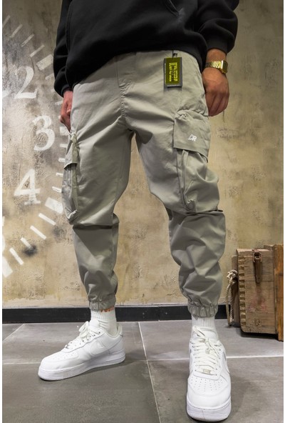 Denim Republic Erkek Bej Baskılı Gabardin Jogger Kargo Pantolon Denim Republic Erkek Bej Baskılı Gabardin Jogger Kargo Pantolon