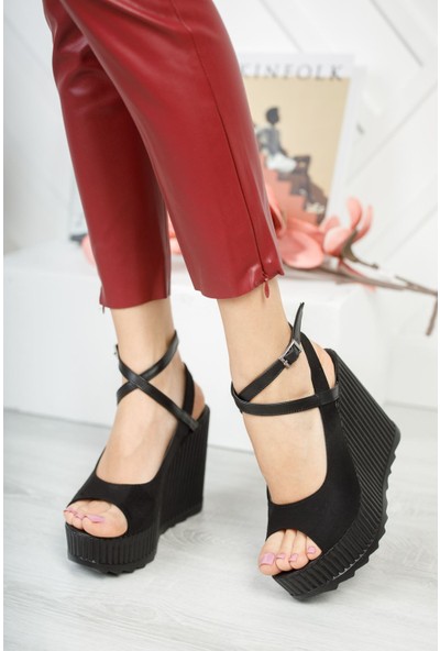 Çağla Süet Siyah Tokalı Platform Kadın Ayakkabı