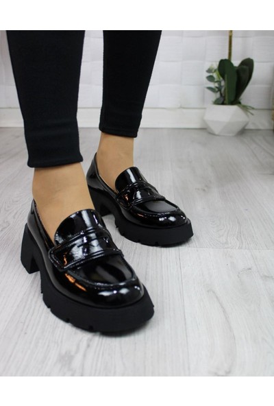 FUNB Hakiki Rugan Deri Kadın Oxford Ayakkabı Siyah FUNB Hakiki Rugan Deri Kadın Oxford Ayakkabı Siyah